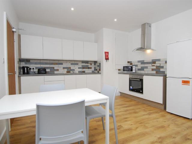Tamar House, 2 Bed Apartments, Plymouth PL1, 2 bed flat to rent, £672 pcm | PrimeLocation