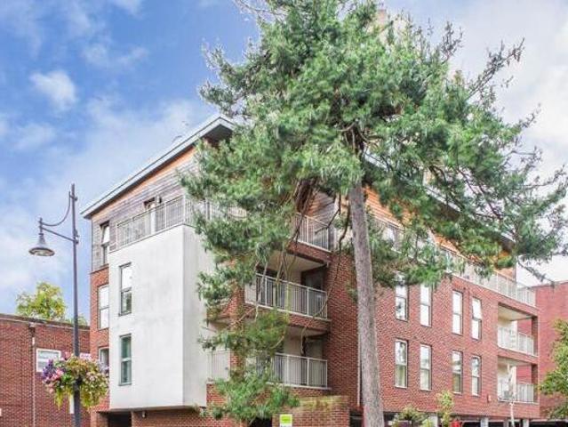 Tamar Square, Woodford Green, 2 Bedroom Apartment