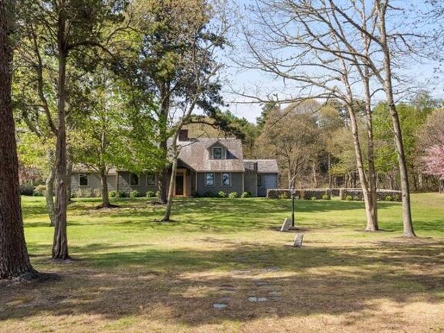 Tamarack Ln, Oak Bluffs, Home For Sale
