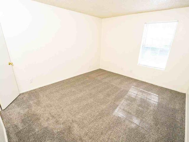 Tamarack Place Apartments 1 Bedroom Apartment for Rent at 1110 E 60th St, Tulsa, OK 74105