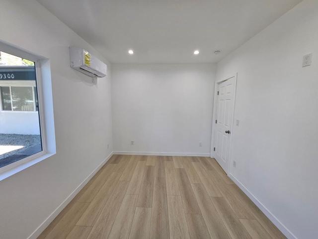 Tamarack Properties 1 Bedroom Apartment for Rent at 9300 Tamarack Ave, Los Angeles, CA 91352 Sun Valley