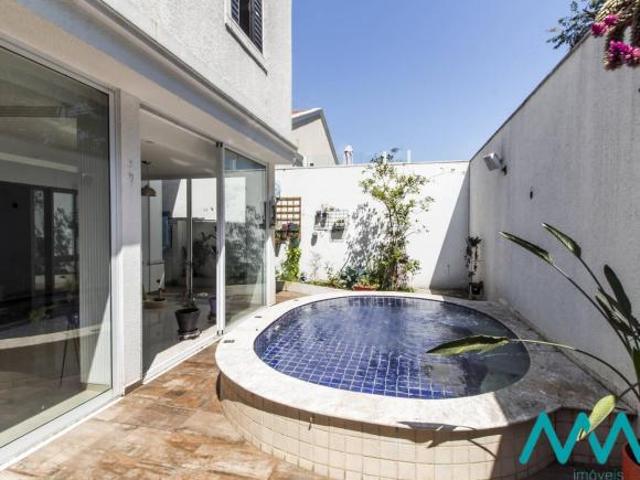 Tamboré 04 Linda Casa Dupla com 4 Suítes + Piscina e Varanda Gourmet