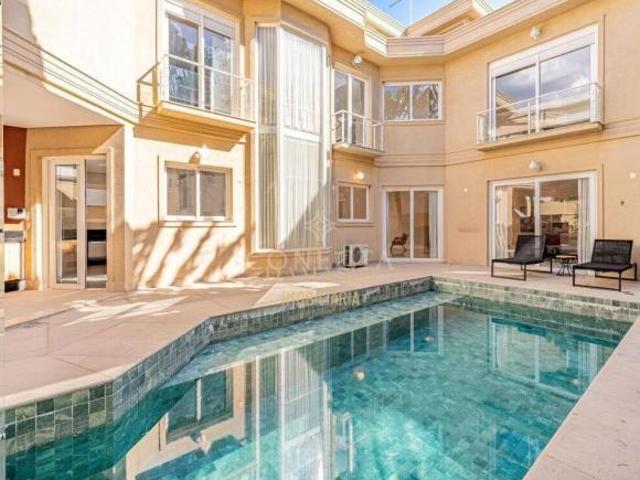 Tambore 10 Casa Alto Padrão para Venda– Completa e Sofisticada No Tamboré 10