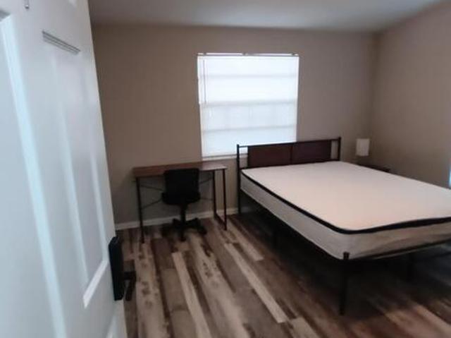 Tampa House with Living room. Beautiful & high quality