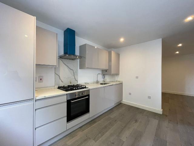 Tanyard House, Brunel Place Rl0113 DA5, 1 bed flat to rent, £1,690 pcm | PrimeLocation