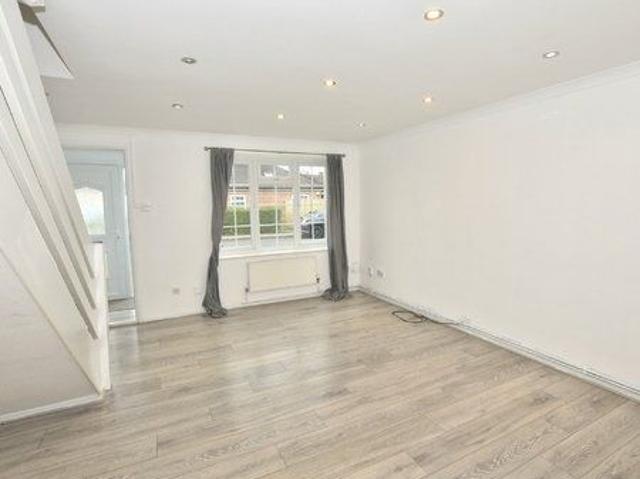 Tanyard Way, Horley, Surrey, RH6