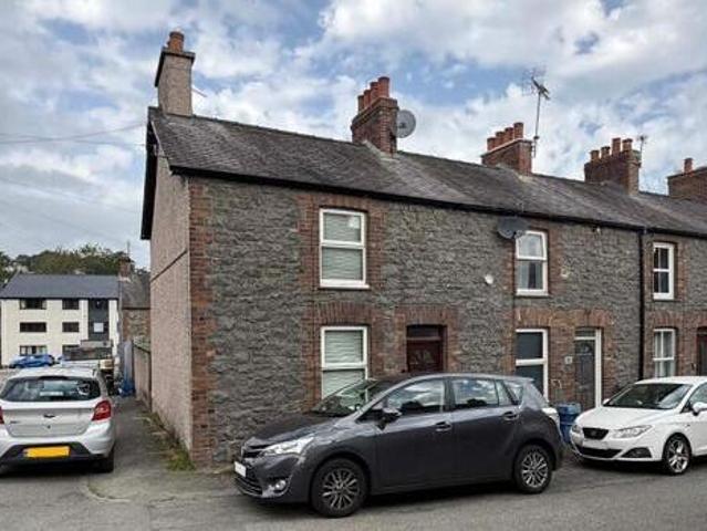 Tan Y Graig, Bangor, 2 Bedroom End