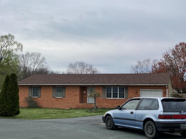 Tanager Dr