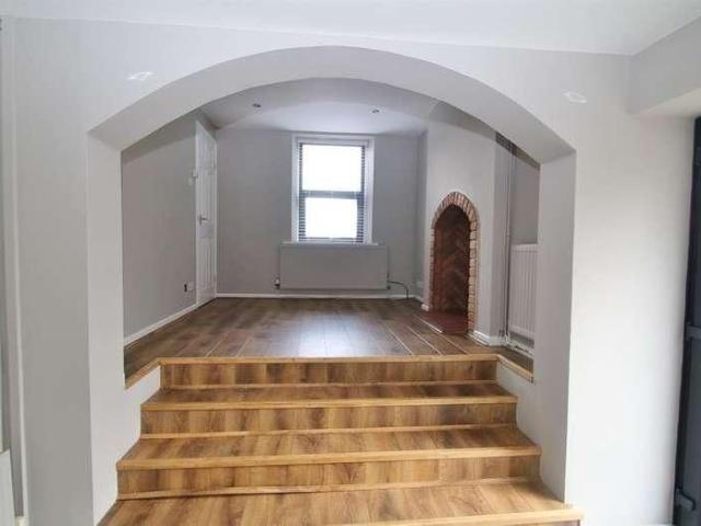 Tanglewood, New Road, Blakeney, GL15