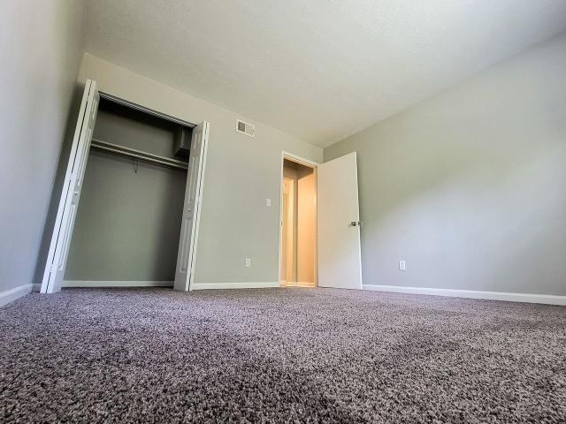 Tanglewood Apartments 1 Bedroom Apartment for Rent at 500 Bermuda Ln, Louisville, KY 40213 Edgewood