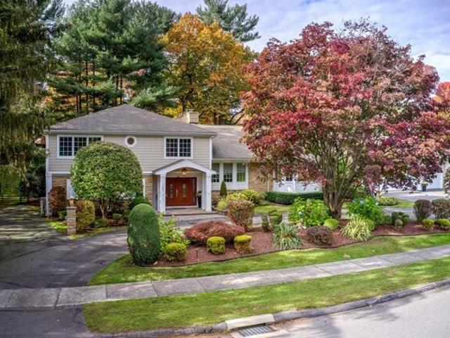 Tanglewood Dr, Longmeadow, Home For Sale