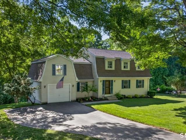 Tanglewood Dr, Preston, Home For Sale