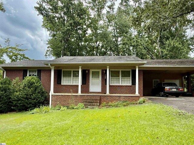 Tanglewood Dr, Seneca, Home For Sale