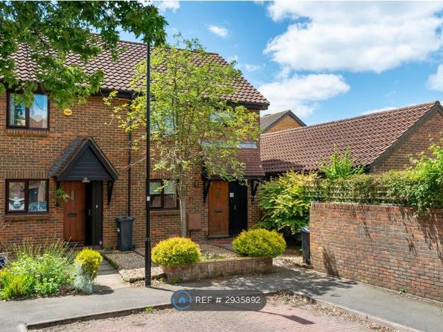 Tanglewood Way, Feltham TW13, 3 bed end terrace house to rent, £2,200 pcm | PrimeLocation