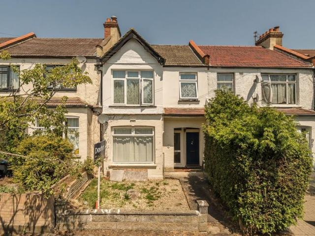 Tankerton Road, Surbiton KT6 2 bed flat to rent £1,950 pcm £450 pw