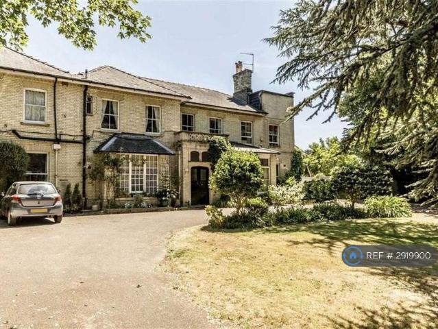 Tankerville, Kingston Upon Thames, KT2 2 bed flat to rent £2,950 pcm £681 pw