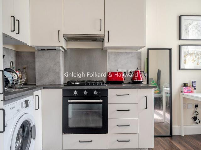 Tankerville Road, Streathan, London SW16, 2 bed flat to rent, £1,750 pcm | PrimeLocation