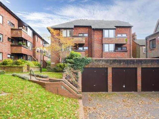 Tankerfield Place, Romeland Hill, 2 Bedroom Flat