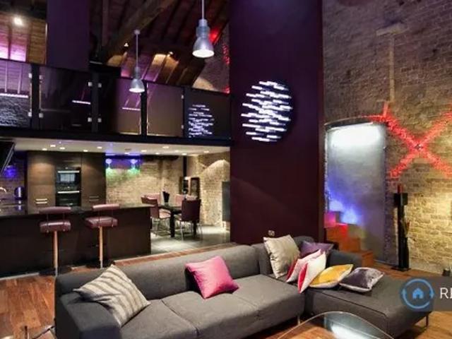 Tannery Square, Bermondsey Village, London, SE1 5EB, United Kingdom | 2 bed house for rent #166906568 | Rentberry