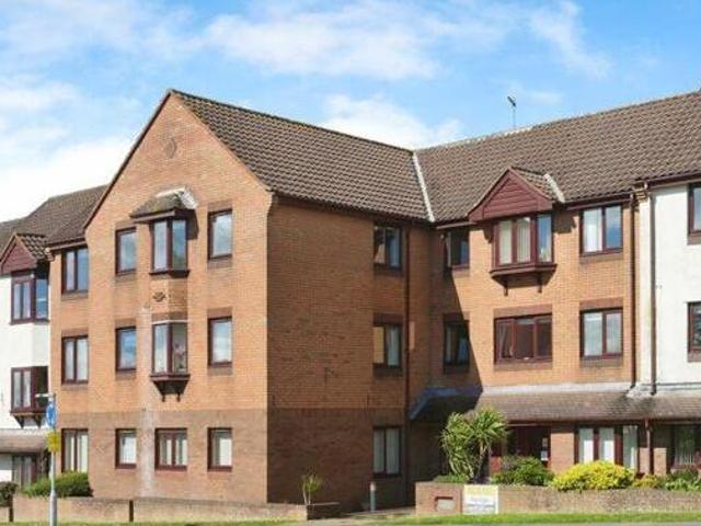 Tanners Court, Thornbury, 2 Bedroom Flat