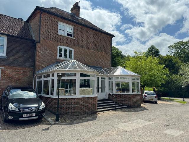 Tanners Lane, Haslemere GU27, 1 bed property to rent, £1,100 pcm | PrimeLocation