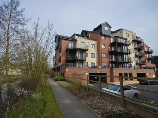 Tanners Wharf, Bishops Stortford, CM23 2 bed apartment to rent £1,450 pcm £335 pw