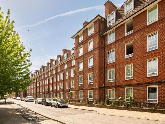 Tabard Street, Southwark, London, SE1 2 bed flat to rent £2,500 pcm £577 pw