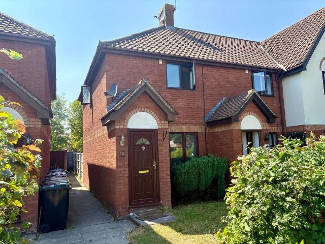 Tabbs Close, Letchworth Garden City SG6, 2 bed property to rent, £1,300 pcm | PrimeLocation