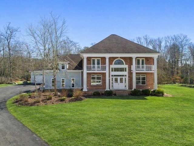 Taber Ln, Westport, Home For Sale