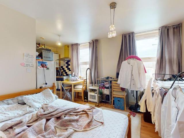 Tabley Road, London N7, Studio to rent, £1,295 pcm | PrimeLocation