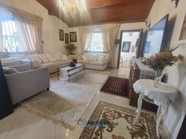 Taboão da Serra, casa térrea com edícula