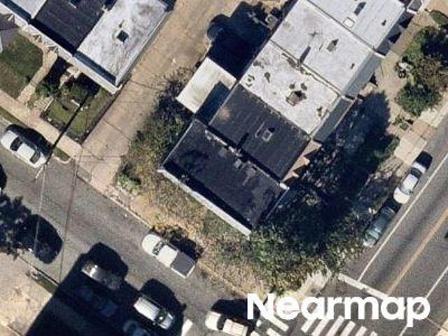 Tabor Ave