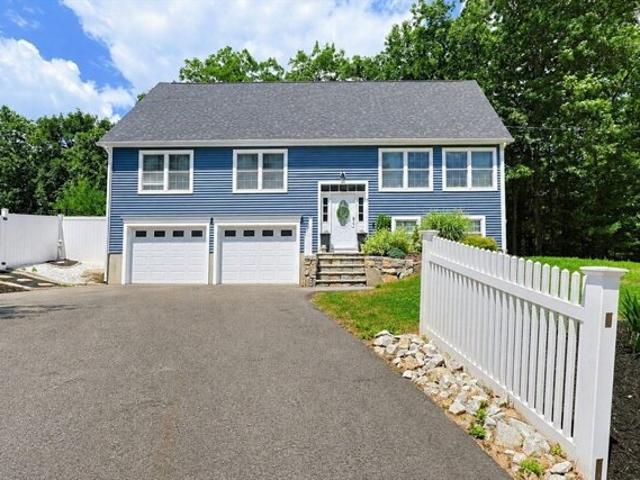 Tabor Rd, Uxbridge, Home For Sale