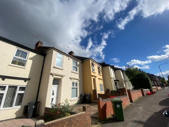 Tachbrook Road, Leamington Spa, CV31 5 bed terraced house to rent £3,750 pcm £865 pw