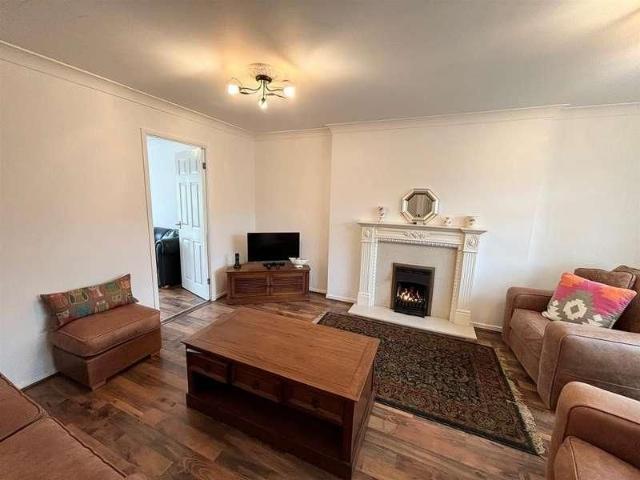 Tackley Close, Shirley, Solihull, B90