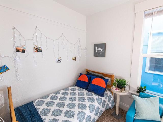 Tacoma Flats LLC Studio Apartment for Rent at 2405 1/2 Pacific Ave, Tacoma, WA 98402 New Tacoma
