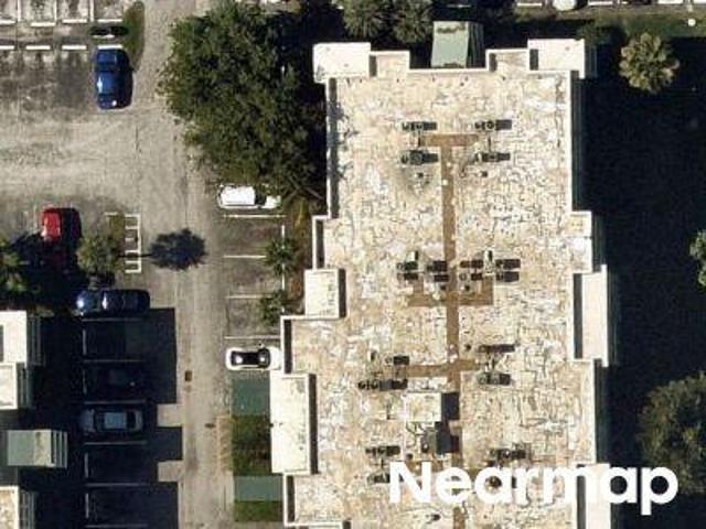 Taft St Apt 404