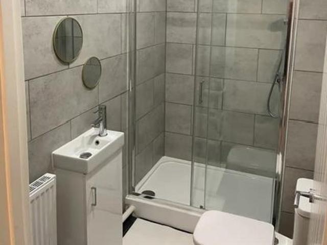 Taff Embankment, Cardiff CF11, 2 bed flat to rent, £1,650 pcm | PrimeLocation