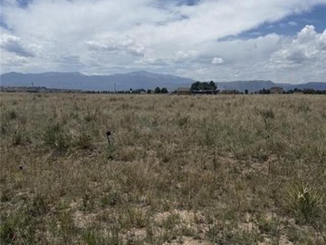Tahiti Dr, Colorado Springs, CO 80908