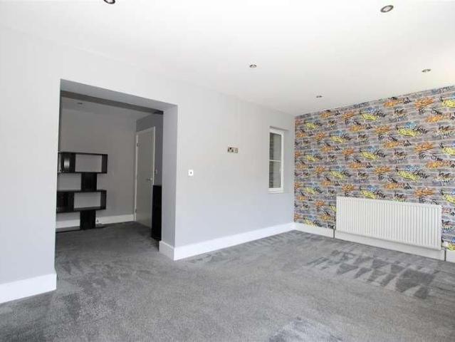 Tailor Close, Scholes, Cleckheaton, BD19