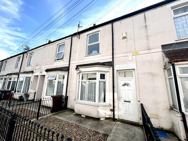 Take a look at this three bed end terrace house on Carlisle Avenue, Hull now available to view!