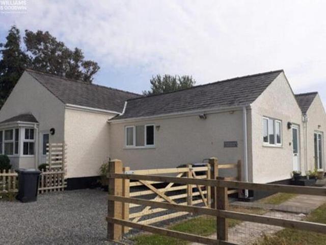 Tal Ponciau, Dwyran, 2 Bedroom Semi detached