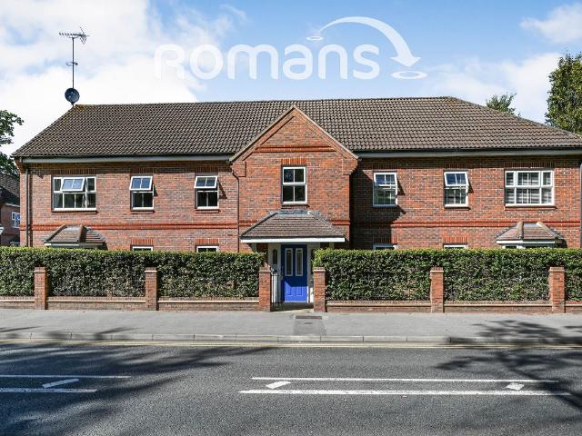 Talavera Close, Crowthorne RG45, 2 bed flat to rent, £1,400 pcm | PrimeLocation