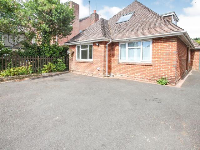 Talbot Hill Road, Bournemouth BH9, 6 bed property to rent, £3,600 pcm | PrimeLocation
