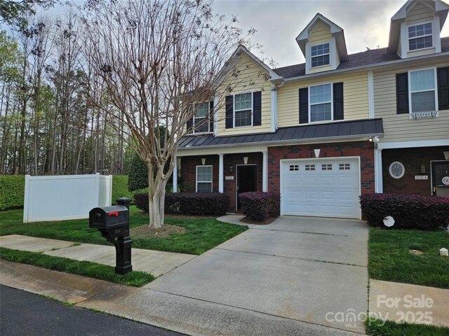 Talbot Ln, Hickory, Home For Sale