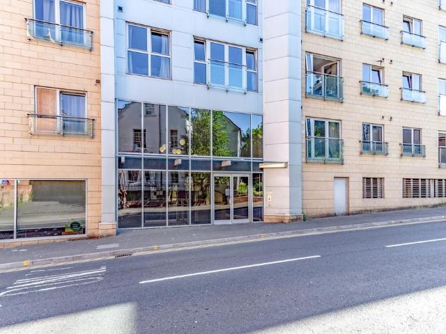Talbot Street, Nottingham, NG1 3 bed flat to rent £1,650 pcm £381 pw
