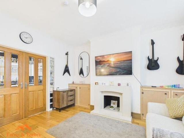 Talbot Street, Briercliffe, 2 Bedroom Terraced
