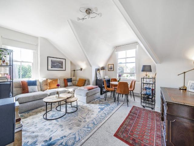Talbot Road, Highgate, London N6, 2 bed flat to rent, £2,600 pcm | PrimeLocation