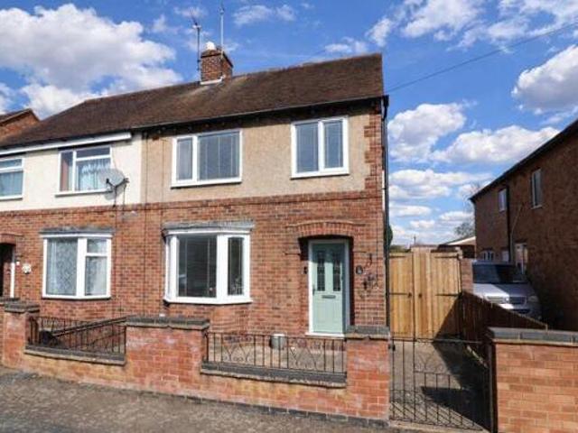 Talbot Road, Rushden, 4 Bedroom Semi detached