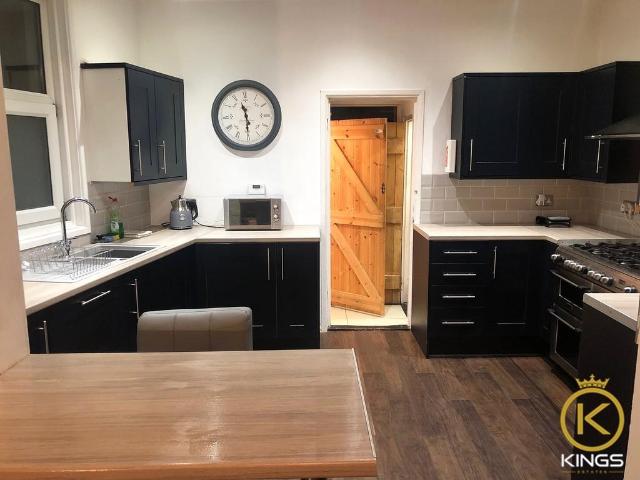 Talbot Road, Southsea 7 bed end of terrace house to rent £4,200 pcm £969 pw